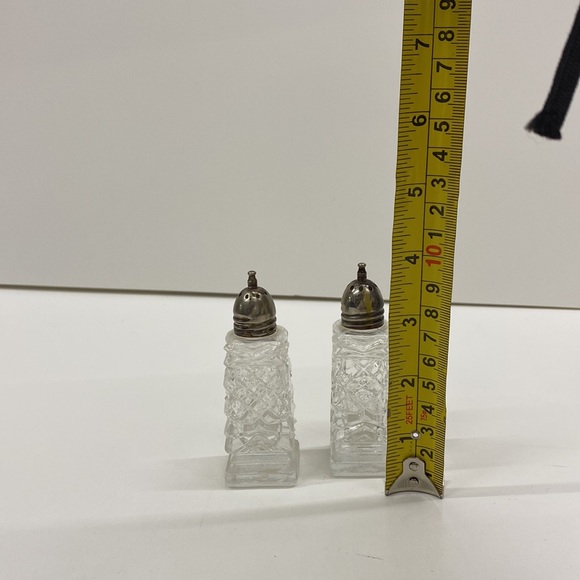 Kitchen | Vintage Salt Pepper Shakers Leonard | Poshmark